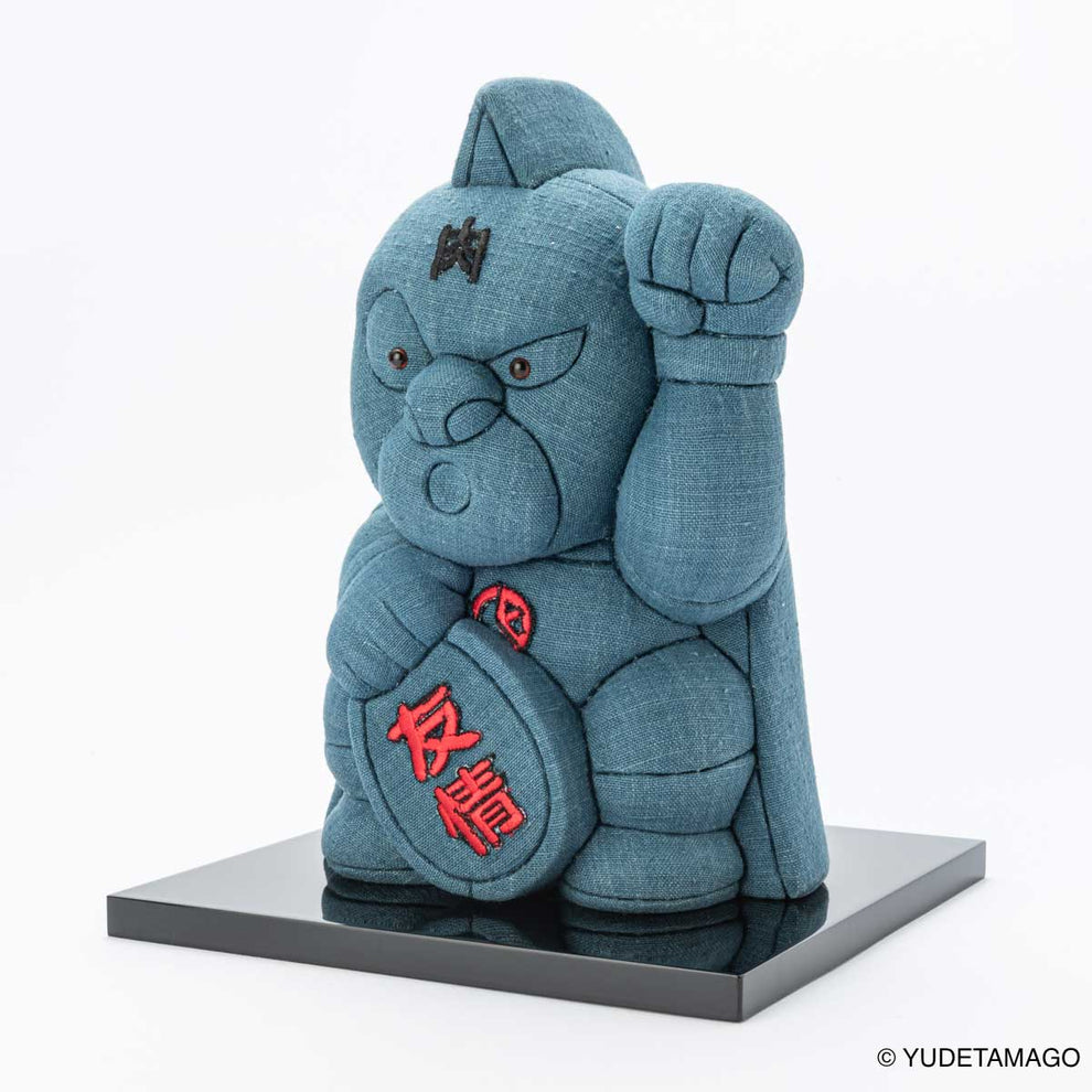 【数量限定】江戸木目込人形 キン肉マン [スグル招き猫 王族コスチューム 備後絣（ヴィンテージVer.）] – キン肉マン公式オンラインストア KIN29.COM